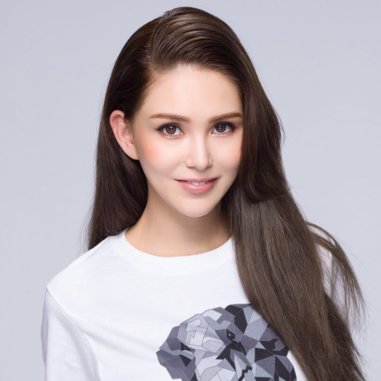 Hannah Q headshot - WildAid